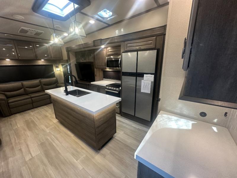 Used 2021 Grand Design Solitude S-Class 2930RL Fifth Wheel at Airstream ...