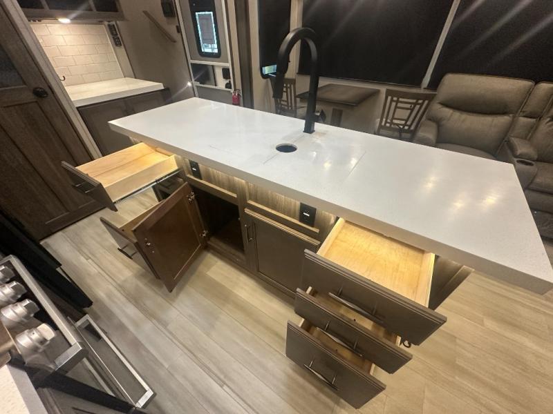 Used 2021 Grand Design Solitude S-Class 2930RL Fifth Wheel at Airstream ...