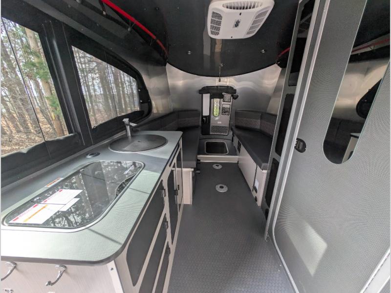 New 2025 Airstream Basecamp 20X With Solar and Lithium Package Travel ...