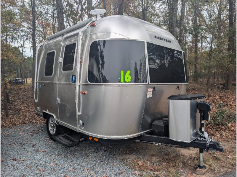 New 2025 Airstream Bambi 16RB With Solar and Lithium Package Travel ...