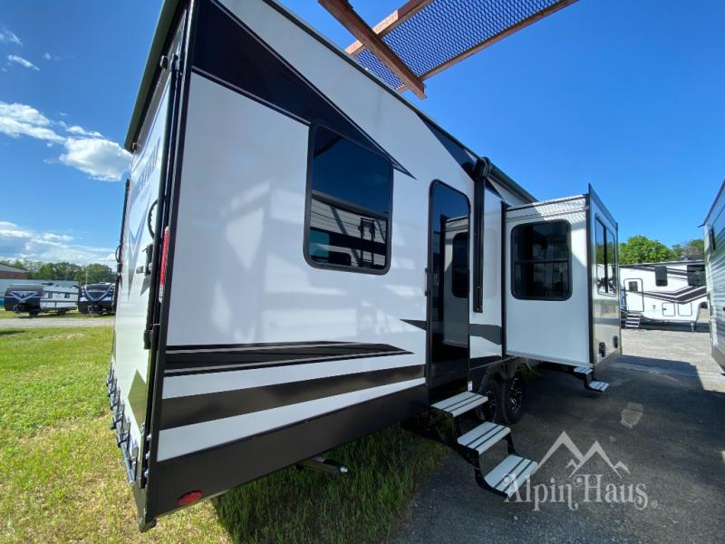 New 2024 Grand Design Momentum G-Class 29G Toy Hauler Travel Trailer at ...