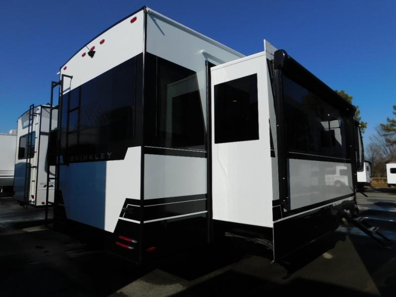 New 2025 Brinkley Model Z 3300 Fifth Wheel at A & L RV Sales ...