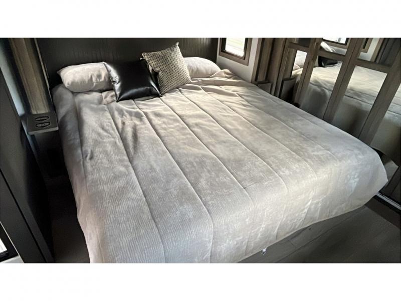 New 2025 Keystone RV Montana 3915TB Fifth Wheel at A & L RV Sales ...