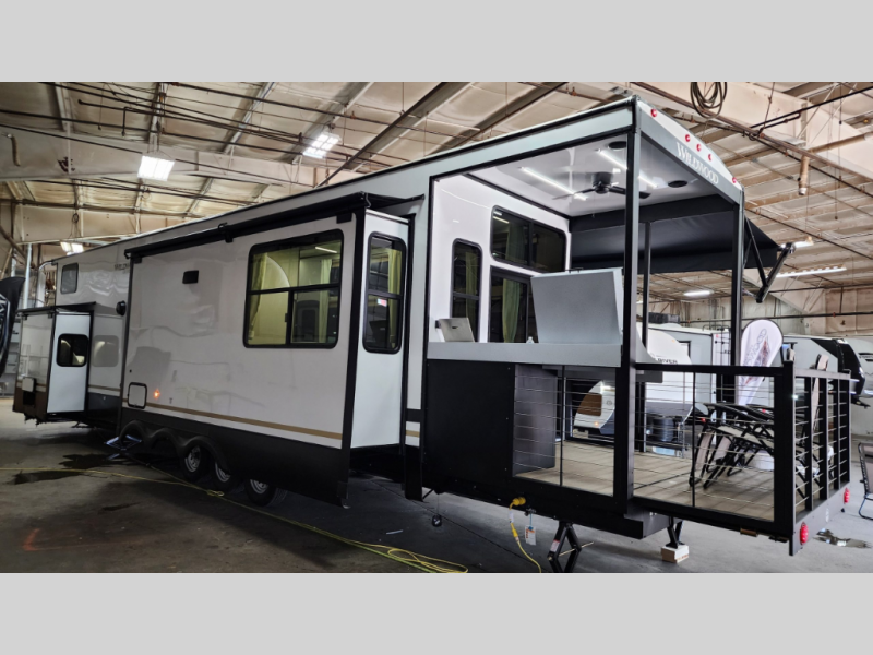 New 2025 Forest River RV Wildwood Grand Lodge 42 Veranda Destination ...