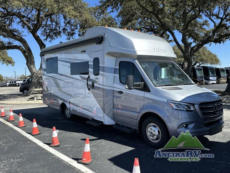 New 2025 Tiffin Motorhomes Wayfarer 25 XLW Motor Home Class C - Diesel ...