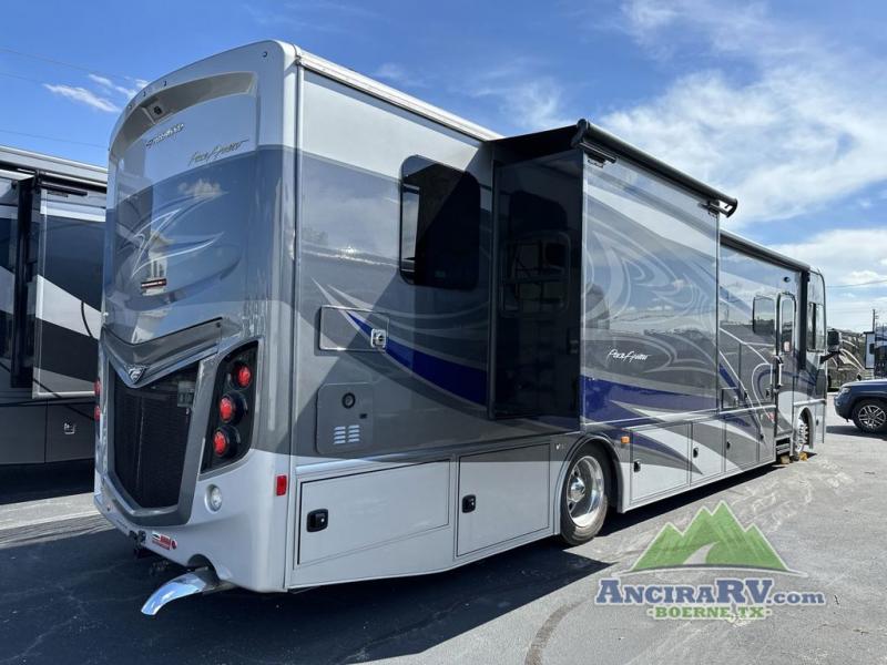 New 2023 Fleetwood RV Pace Arrow 36U Motor Home Class A - Diesel at ...