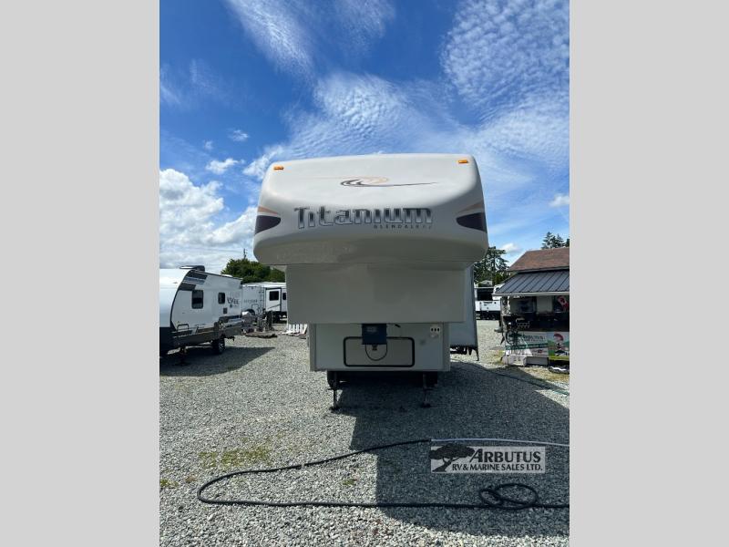 Used 2008 Glendale Titanium Tour Edition 25E30 Fifth Wheel at Arbutus ...