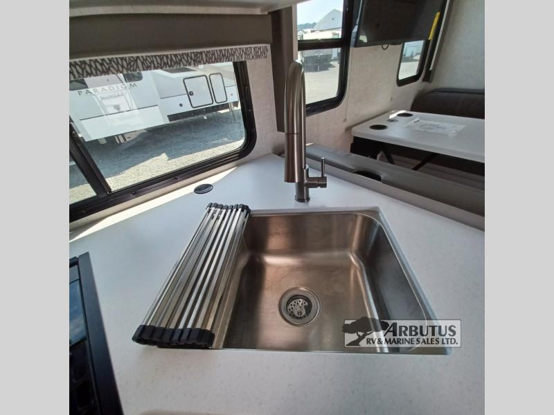 New 2024 Thor Motor Coach Echelon LC28 Motor Home Class C at Arbutus RV ...