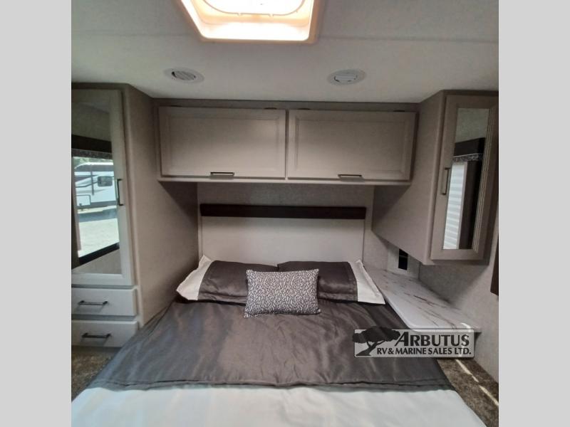 New 2024 Thor Motor Coach Echelon LC28 Motor Home Class C at Arbutus RV ...