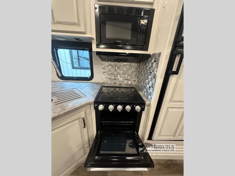 Used 2022 Keystone RV Cougar Half-Ton 25RES Fifth Wheel at Arbutus RV ...