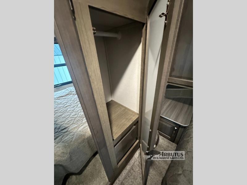 Used 2022 Keystone RV Cougar Half-Ton 25RES Fifth Wheel at Arbutus RV ...