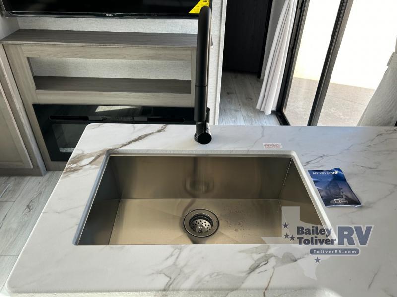 New 2025 Keystone RV Hideout 38DBD Destination Trailer at Bailey ...