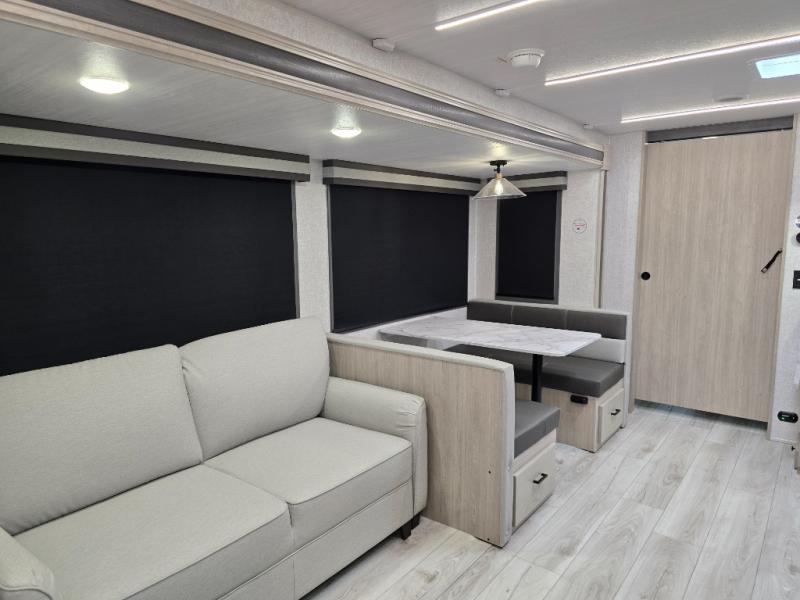 New 2025 EAST TO WEST Alta 2800KBH Travel Trailer at RVing Planet | Dothan, AL | #11795