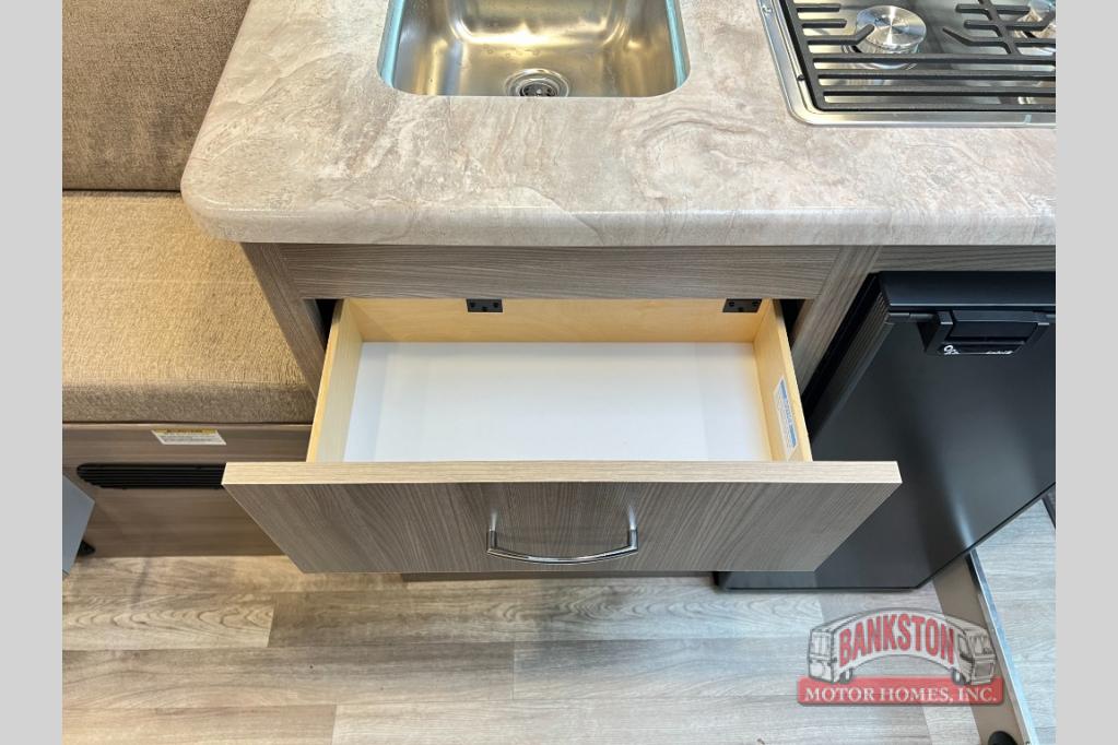 New 2025 Thor Motor Coach Scope 18G Motor Home Class B at Bankston ...