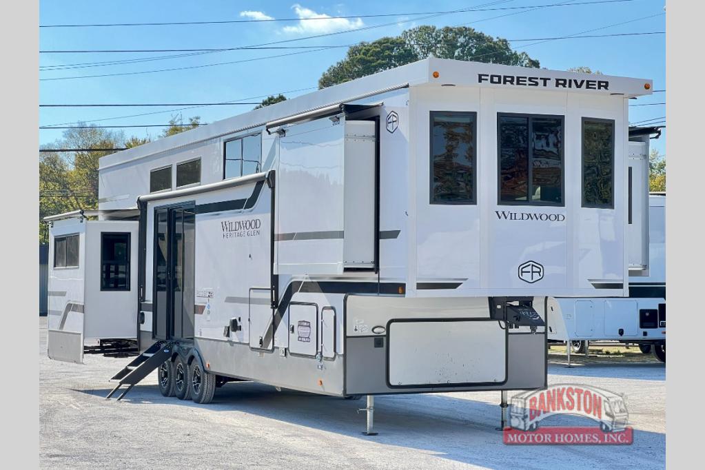New 2025 Forest River RV Wildwood Heritage Glen ROOST43 Fifth Wheel at Bankston Motor Homes ...
