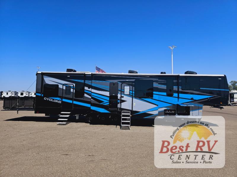 New 2025 Heartland Cyclone 4006 Toy Hauler Fifth Wheel at Best RV ...
