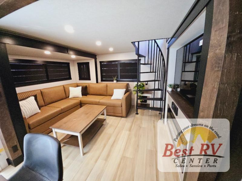 New 2025 Forest River RV Wildwood Heritage Glen ROOST43 Fifth Wheel at ...