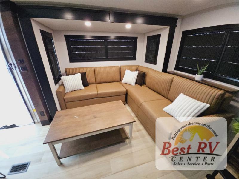 New 2025 Forest River RV Wildwood Heritage Glen ROOST43 Fifth Wheel at ...