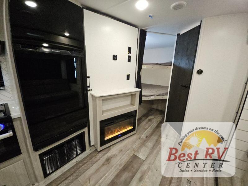 New 2025 CrossRoads RV Sunset Trail SPORT 27BHS Travel Trailer at Best ...