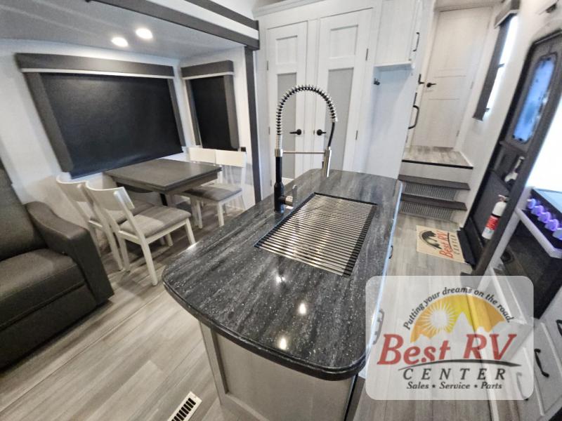 New 2025 Keystone RV Sprinter 3810QBS Fifth Wheel at Best RV Center ...