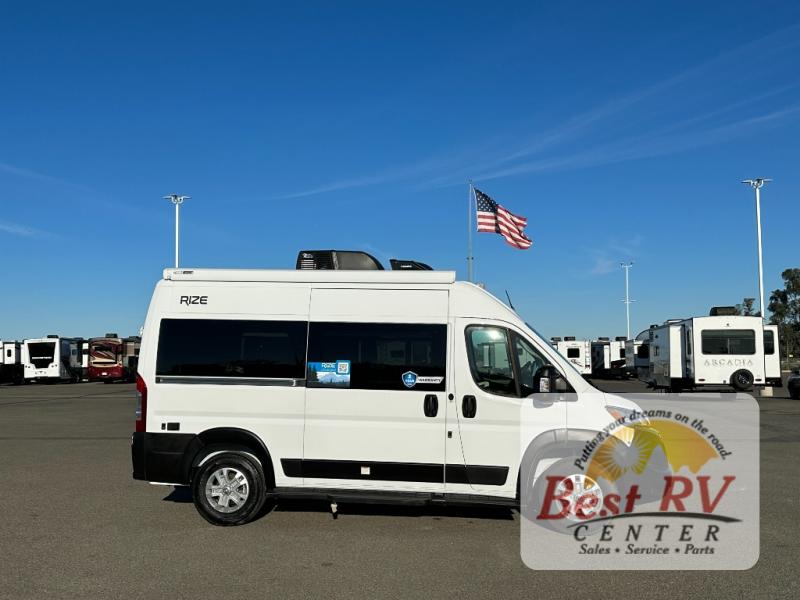 New 2024 Thor Motor Coach Rize 18M Motor Home Class B at Best RV Center ...