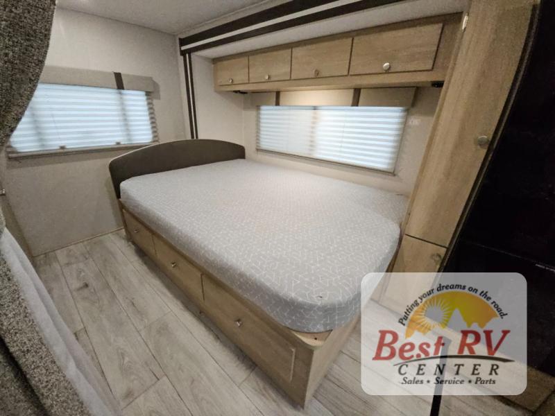 New 2025 Coachmen RV Leprechaun 230FS Ford 350 Motor Home Class C at ...