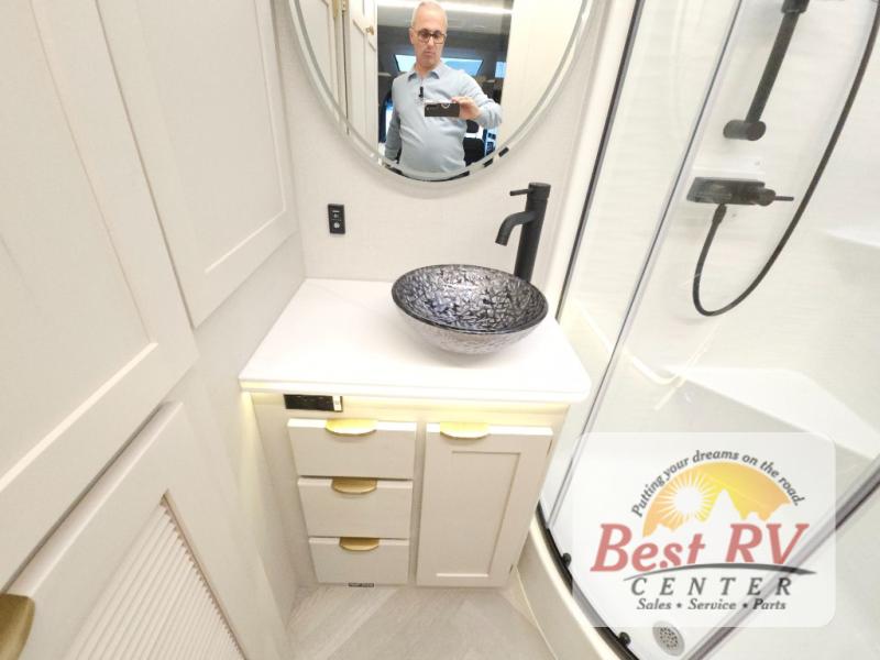 New 2025 Coachmen RV Prism Elite 24MBE Motor Home Class C - Diesel at ...