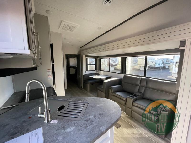 New 2024 Keystone RV Cougar Half-Ton 32BHS Fifth Wheel at Big Country ...