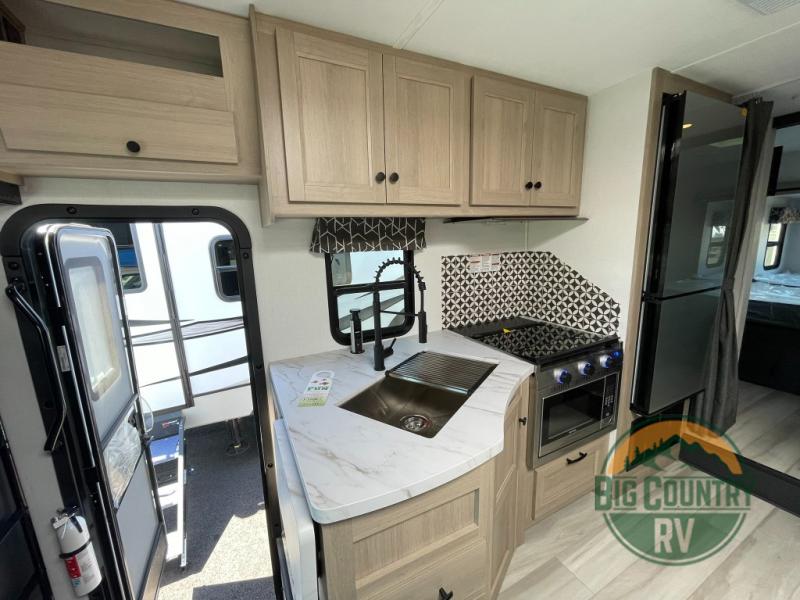 New 2025 Forest River RV Sunseeker Classic 2500TS Ford Motor Home Class ...