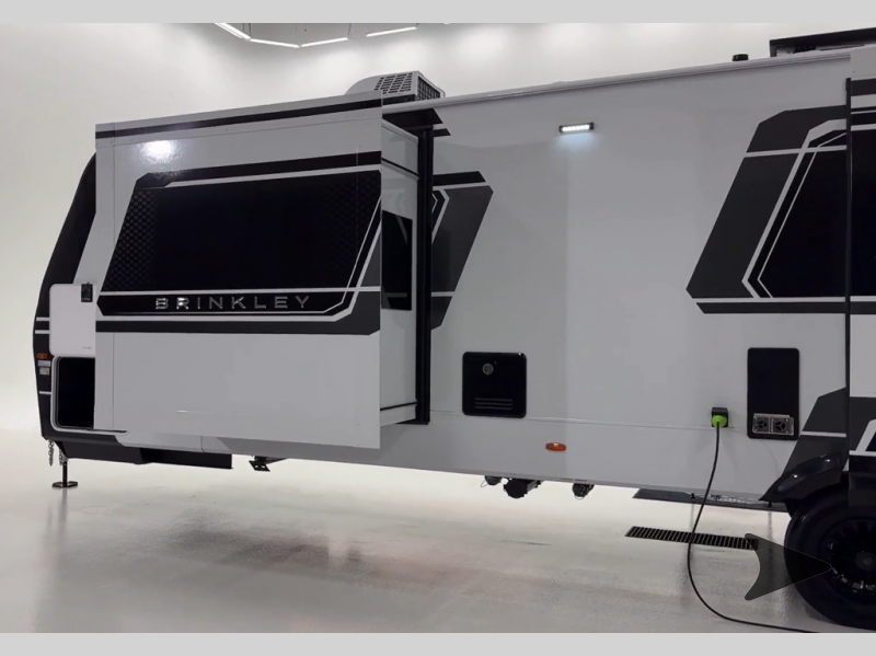 New 2025 Brinkley Model Z Air 310 Travel Trailer at Bish's RV | Junction City, OR | #98011