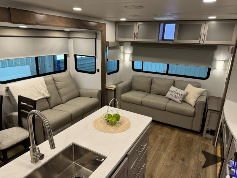 New 2025 Alliance RV Avenue 332RL Travel Trailer at Bish's RV | Pick Up ...