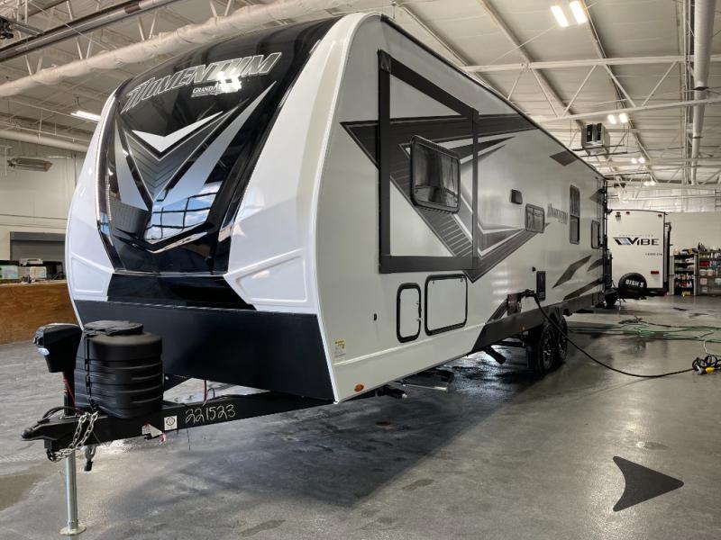 New 2026 Grand Design Momentum G-Class 31G Toy Hauler Travel Trailer at ...