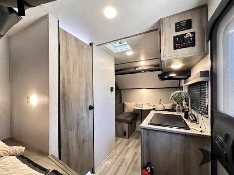 New 2025 Wayfinder RV GO LITE SKYBREAKER Travel Trailer at Bish's RV ...