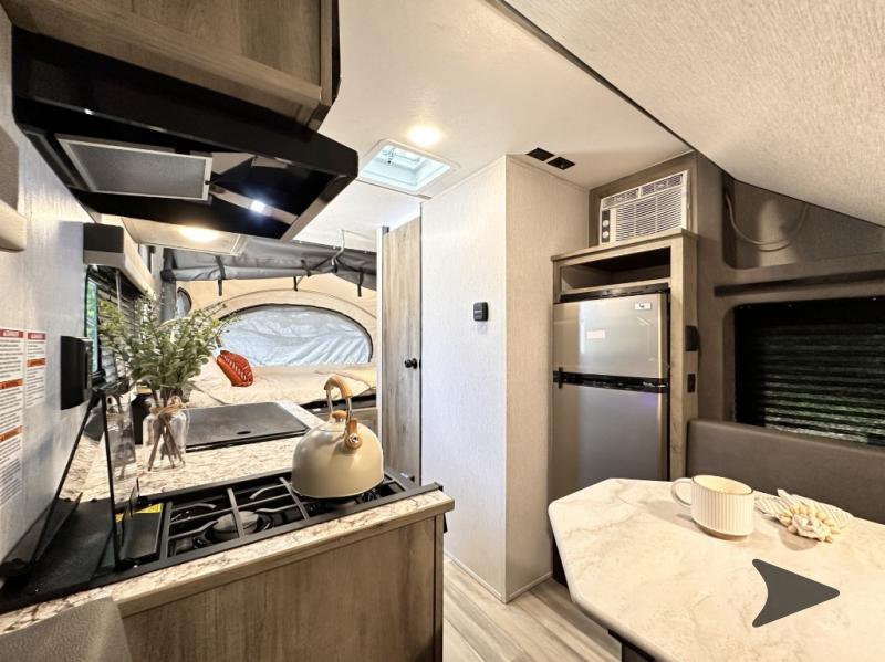 New 2025 Wayfinder RV GO LITE SKYBREAKER Travel Trailer at Bish's RV ...