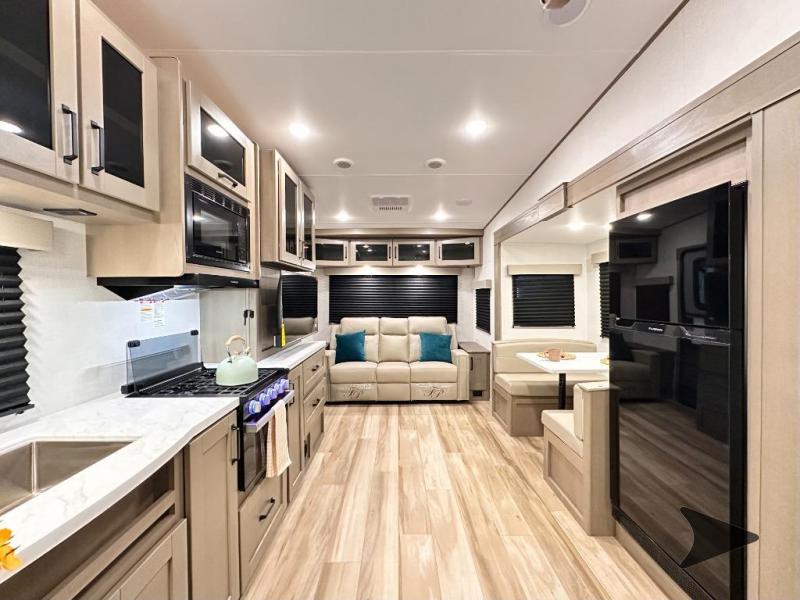 New 2026 Grand Design Reflection 100 Series 24RL for sale in Eldridge, IA