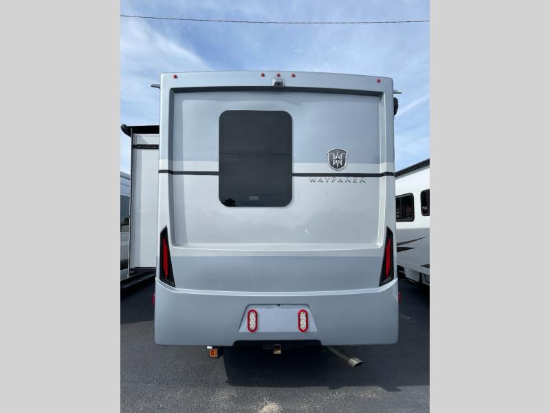 Used 2024 Tiffin Motorhomes Wayfarer 25 RW Motor Home Class C - Diesel ...