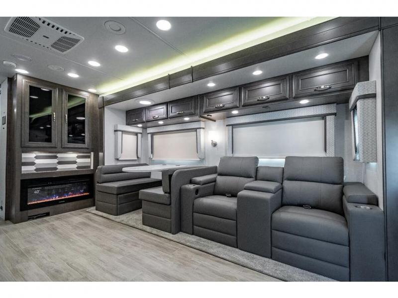 New 2025 Entegra Coach Accolade XL 37M Motor Home Super C - Diesel at ...