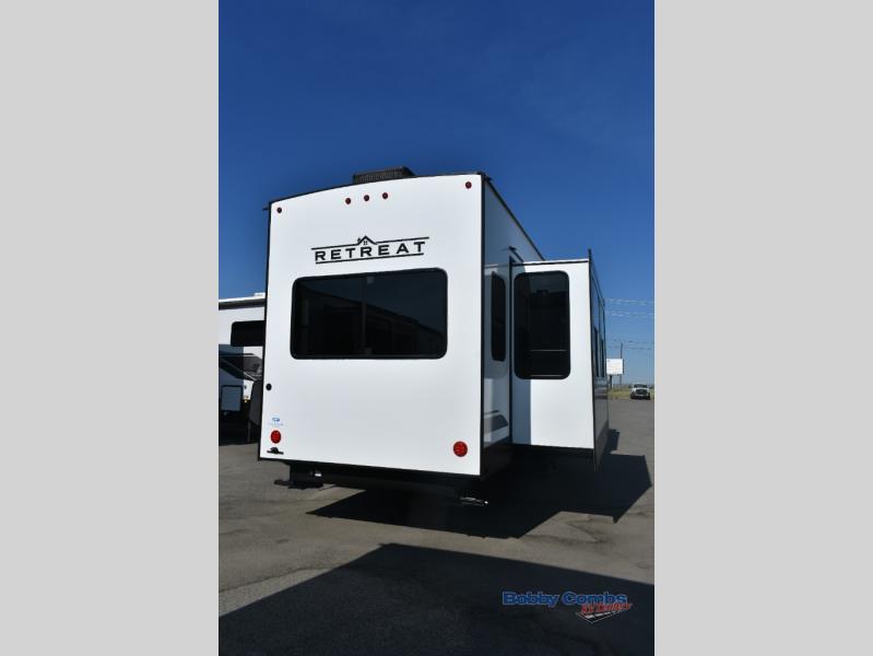 New 2025 Keystone RV Retreat 391FLFT Destination Trailer at Bobby Combs ...