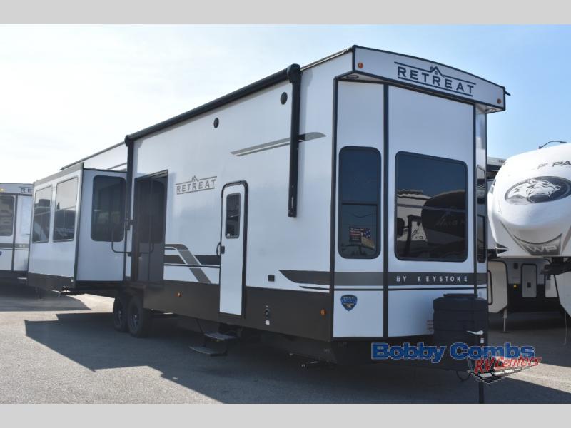 New 2025 Keystone RV Retreat 391FLFT Destination Trailer at Bobby Combs ...