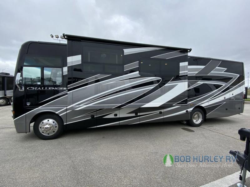 New 2023 Thor Motor Coach Challenger 35MQ Motor Home Class A at Bob ...