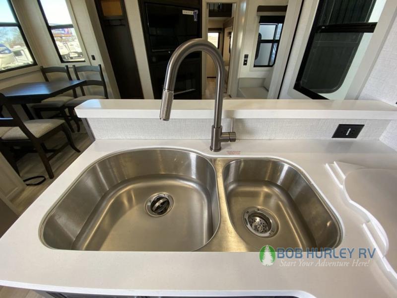 New 2025 Keystone RV Avalanche 380LT Fifth Wheel at Bob Hurley RV ...