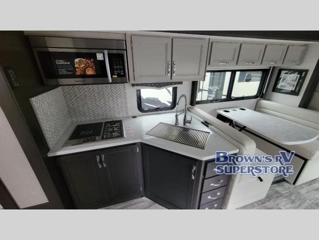 New 2025 Thor Motor Coach Magnitude RS36 Motor Home Super C - Diesel at ...