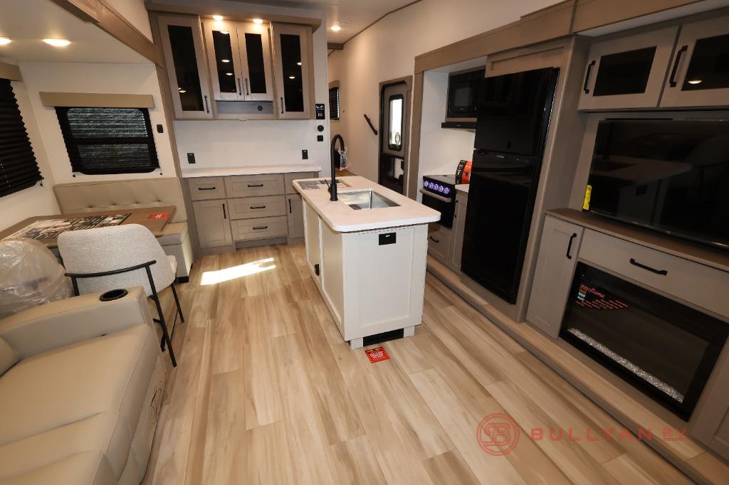 New 2025 Grand Design Reflection 100 Series 28RL Fifth Wheel at Bullyan RV Center | Duluth, MN ...