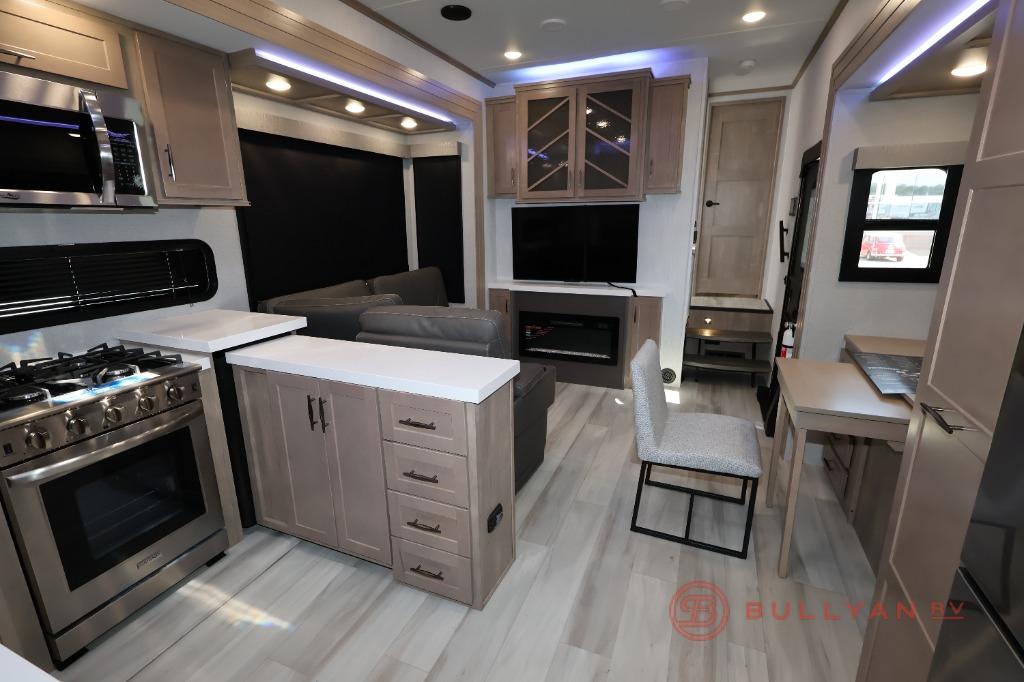 New 2025 Grand Design Momentum M-Class 344M Toy Hauler Fifth Wheel at ...