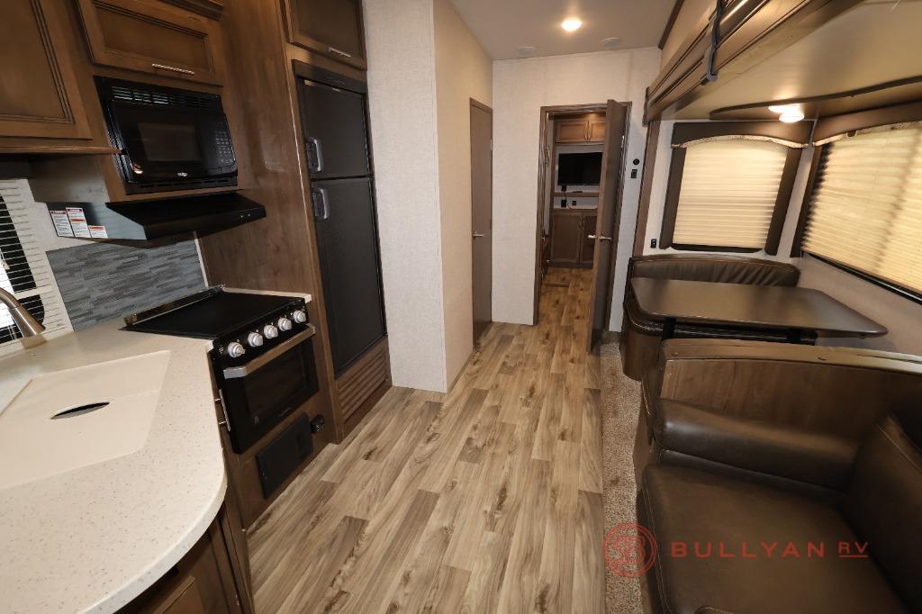 Used 2020 Keystone RV Cougar Half-Ton 32BHS Fifth Wheel at Bullyan RV ...
