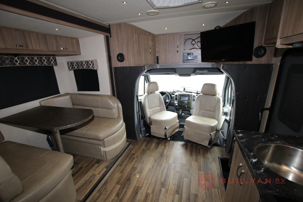 Used 2018 Dynamax isata 3 24RW Motor Home Class C - Diesel at Bullyan ...