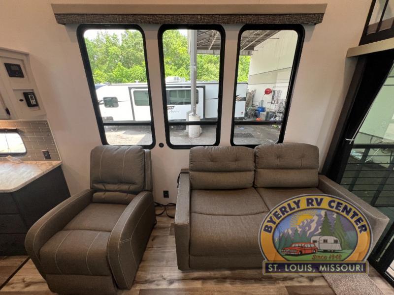 New 2024 Dutchmen RV Colorado 360THC Travel Trailer at Byerly RV ...