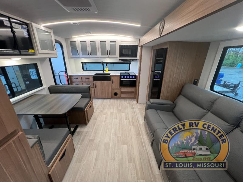 New 2025 Keystone RV Passport Super Lite 2450RK Travel Trailer at ...