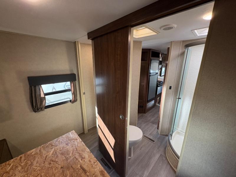 Used 2018 Dutchmen RV Coleman 2515RL Travel Trailer at RVing Planet ...