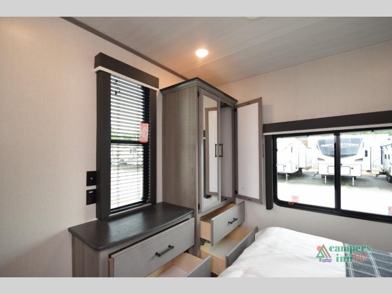 New 2024 Keystone RV Residence 401MBNK Destination Trailer at Campers ...